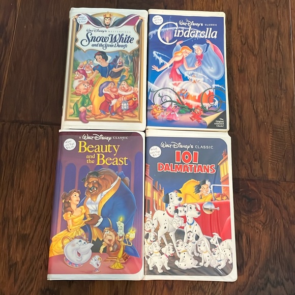 Disney | Media | Disney Vhs Tapes Pack Of 4 3 Walt Disney Classic Walt ...